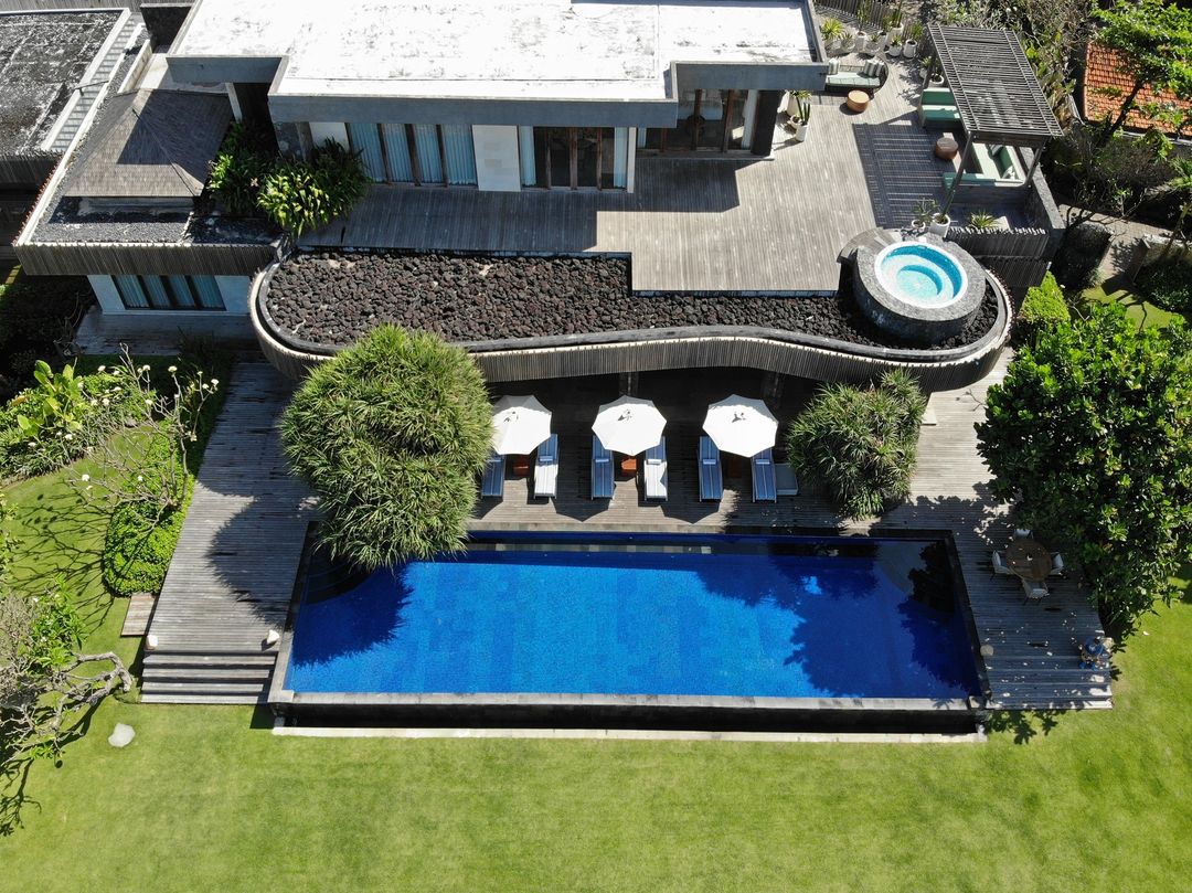 Candani Villa - balitestimoni.co.id